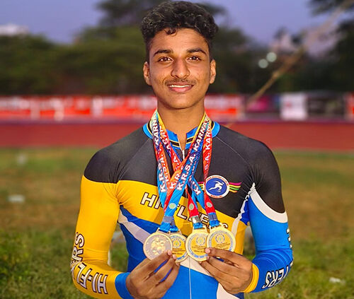 ರಾಜ್ಯಮಟ್ಟದ ಸ್ಕೇಟಿಂಗ್ ಚಾಂಪಿಯನ್ ಶಿಪ್‌: ಮುಹಮ್ಮದ್ ಶಾಮೀಲ್ ಅರ್ಷದ್‌ಗೆ ಚಿನ್ನದ ...