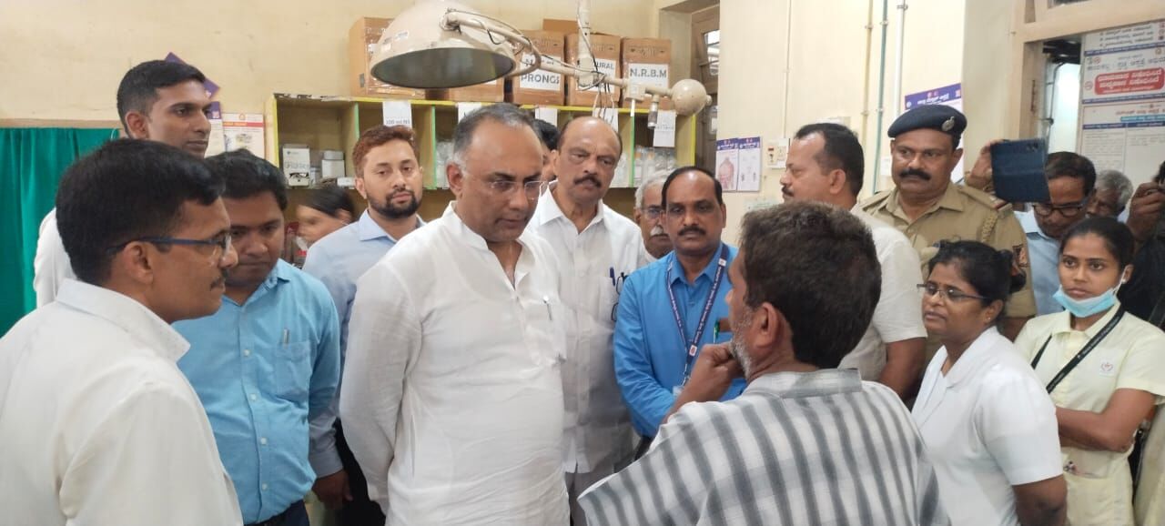 ವೆನ್‌ಲಾಕ್ ಆಸ್ಪತ್ರೆಗೆ ಶೀಘ್ರವೇ ಹೊಸ ಡಯಾಲಿಸಿಸ್ ಯಂತ್ರಗಳು: ದಿನೇಶ್ ಗುಂಡೂರಾವ್ ...