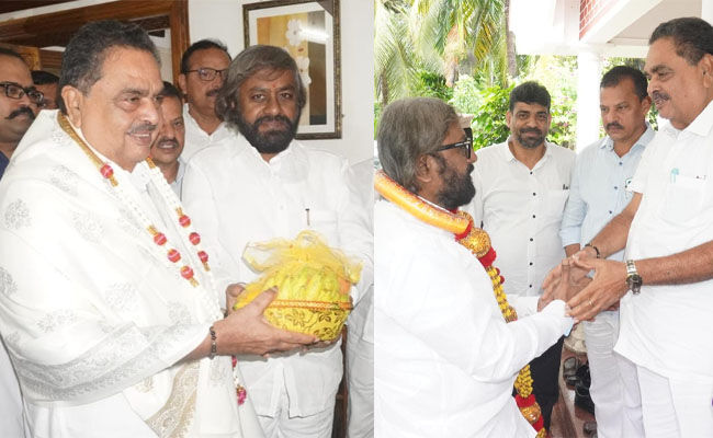 ರಾಜ್ಯ ಅರಣ್ಯ, ಪರಿಸರ ಇಲಾಖಾ ಸಚಿವ ಈಶ್ವರ ಖಂಡ್ರೆ ಮಾಜಿ ಅರಣ್ಯ ಸಚಿವ ಬಿ. ರಮಾನಾಥ ...