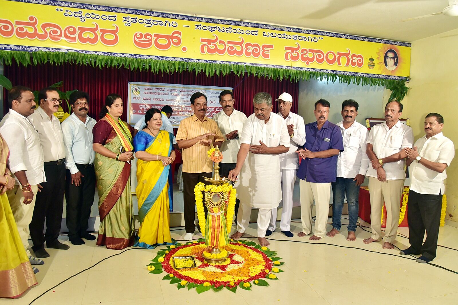 ಸಾಕ್ಷರರಾಗುವುದರೊಂದಿಗೆ ಜೀವನಕ್ಕೆ ಸ್ಪಂದಿಸುವ ಶಿಕ್ಷಣ ಅಗತ್ಯ: ಬಿ.ಕೆ.ಹರಿಪ್ರಸಾದ್ ...