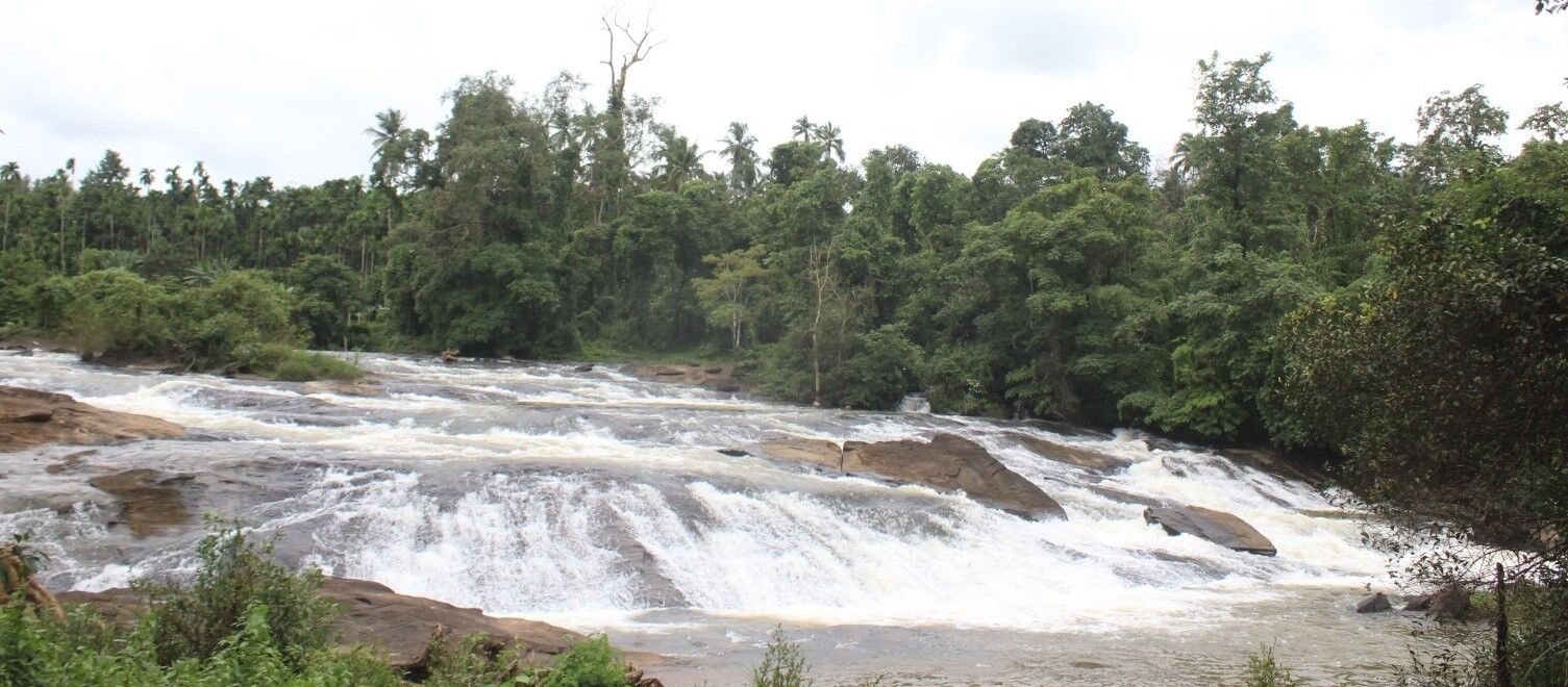 ಕಾರ್ಕಳ: ದುರ್ಗಾ ಫಾಲ್ಸ್‌ನಲ್ಲಿ ಮುಳುಗಿ ವಿದ್ಯಾರ್ಥಿ ಮೃತ್ಯು | Karkala: Student ...