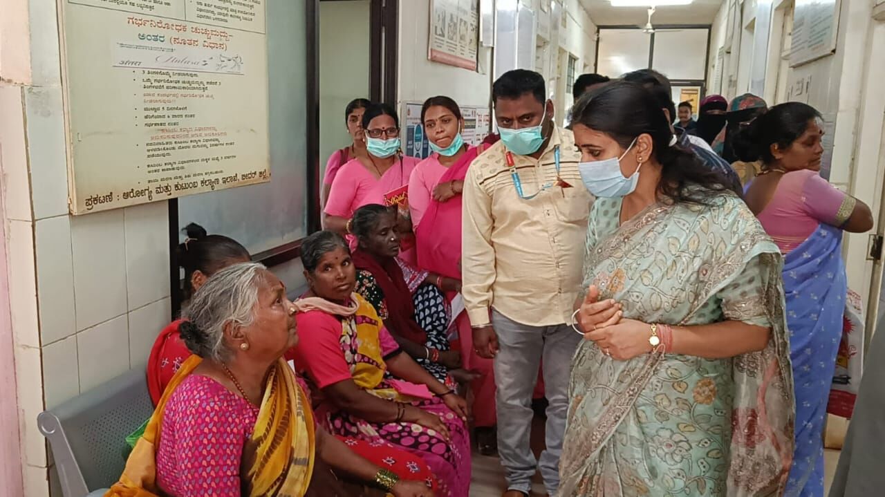 ಸಾರ್ವಜನಿಕರಿಗೆ ತುರ್ತು ಔಷಧಿ ಲಭ್ಯವಾಗುವಂತೆ ನಿಗಾ ವಹಿಸಿ : ಬೀದರ್ ಜಿಲ್ಲಾಧಿಕಾರಿ ...