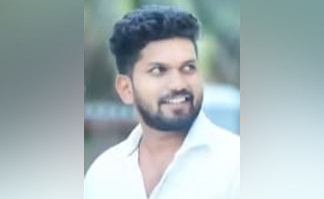 ಕೆ.ಆರ್.ಪೇಟೆ | ಪ್ರಿಯಕರನಿಂದಲೇ ಗೃಹಿಣಿಯ ಕೊಲೆ: ಹತ್ಯೆಗೈದು ಚಿನ್ನಾಭರಣ ದೋಚಿದ ...